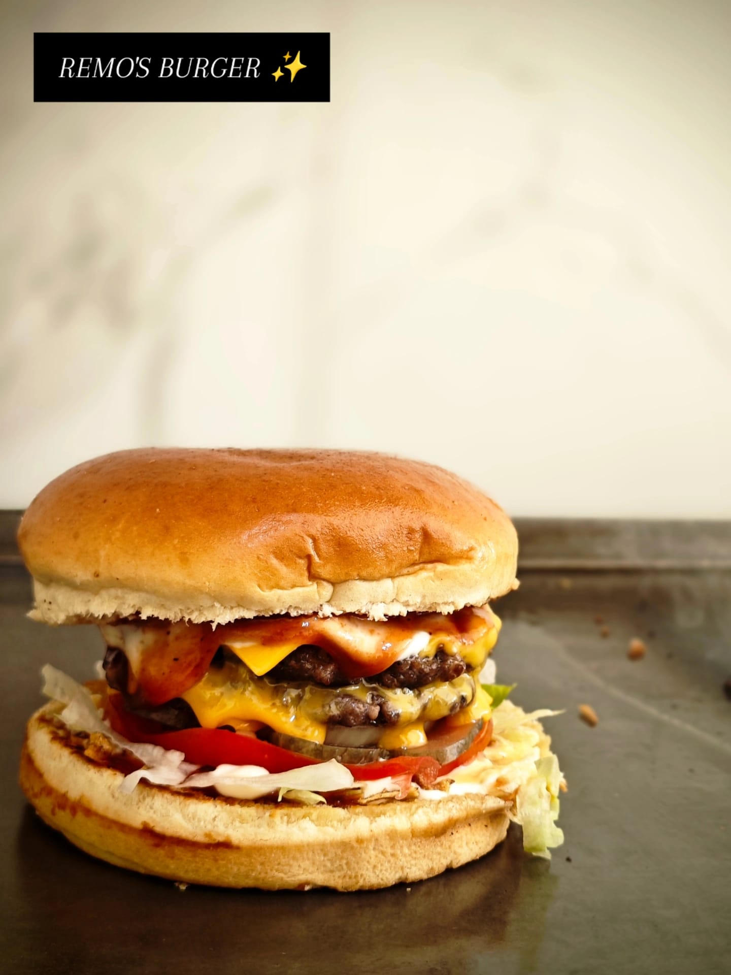 Remos Burger - Menüm.co İle Kendi QR Menünüzü Hemen Ücretsiz Oluşturun